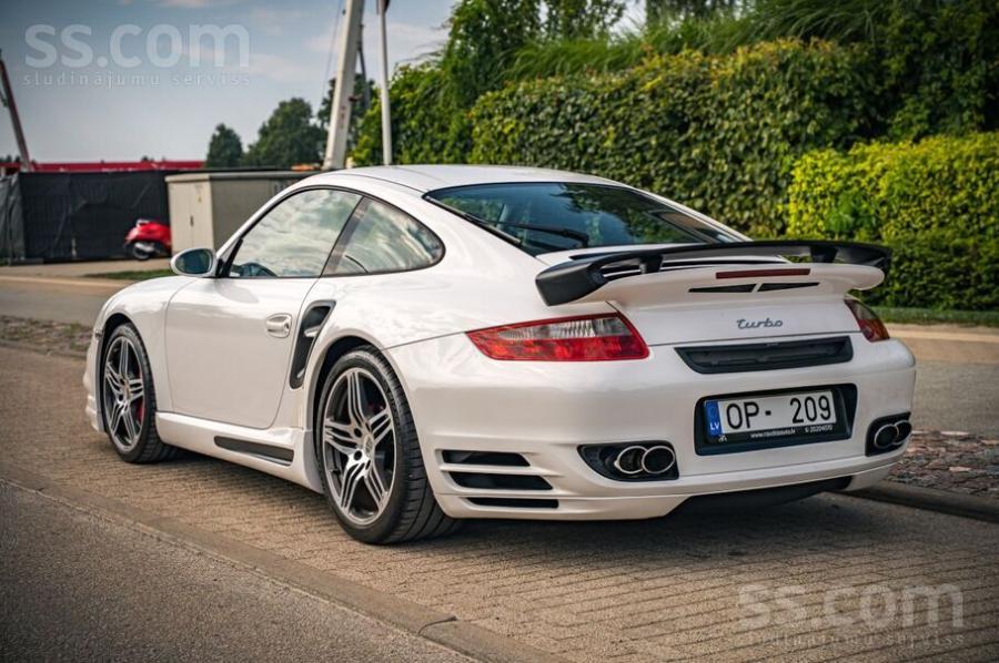 White Porsche 911 2007 in Riga, with an engine capacity of 3.60 L and mileage of 55 thousand km for 74999 €, photo 7 on AUTOMOTO.COM.LV