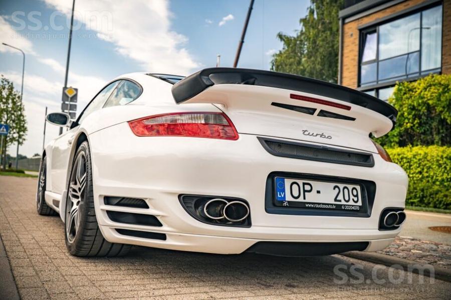 White Porsche 911 2007 in Riga, with an engine capacity of 3.60 L and mileage of 55 thousand km for 74999 €, photo 15 on AUTOMOTO.COM.LV