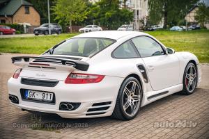 Белый Порше 911 2007 в Рига, объемом двигателя 3.60 л и пробегом 55 тыс. км за 79990 €, фото 6 на AUTOMOTO.COM.LV