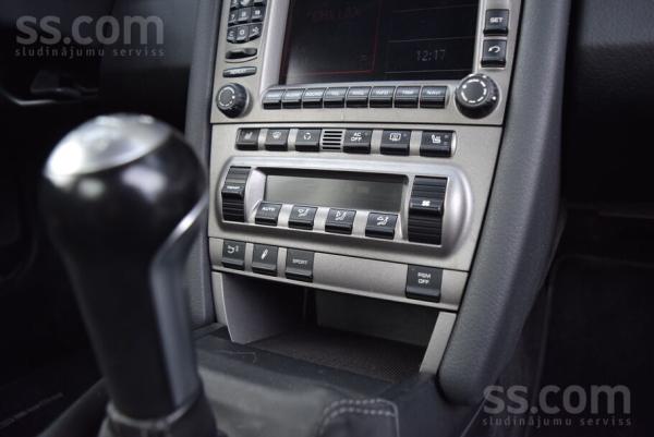 Balts Porsche 911 2008 Rīga, ar dzinēja tilpumu 3.60 L un nobraukumu 48 tūkst. km par 47500 €, foto 6 vietnē AUTOMOTO.COM.LV