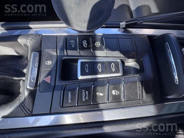 Balts Porsche 911 2013 Rīga, ar dzinēja tilpumu 3.80 L un nobraukumu 110 tūkst. km par 82000 €, foto 4 vietnē AUTOMOTO.COM.LV