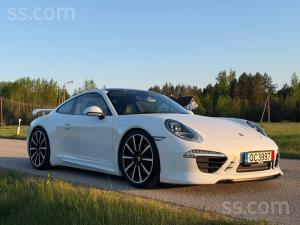 White Porsche 911 2014 in Riga, with an engine capacity of 3.40 L and mileage of 65 thousand km for 84999 €, photo  on AUTOMOTO.COM.LV