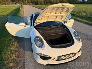 White Porsche 911 2014 in Riga, with an engine capacity of 3.40 L and mileage of 65 thousand km for 84999 €, photo 14 on AUTOMOTO.COM.LV