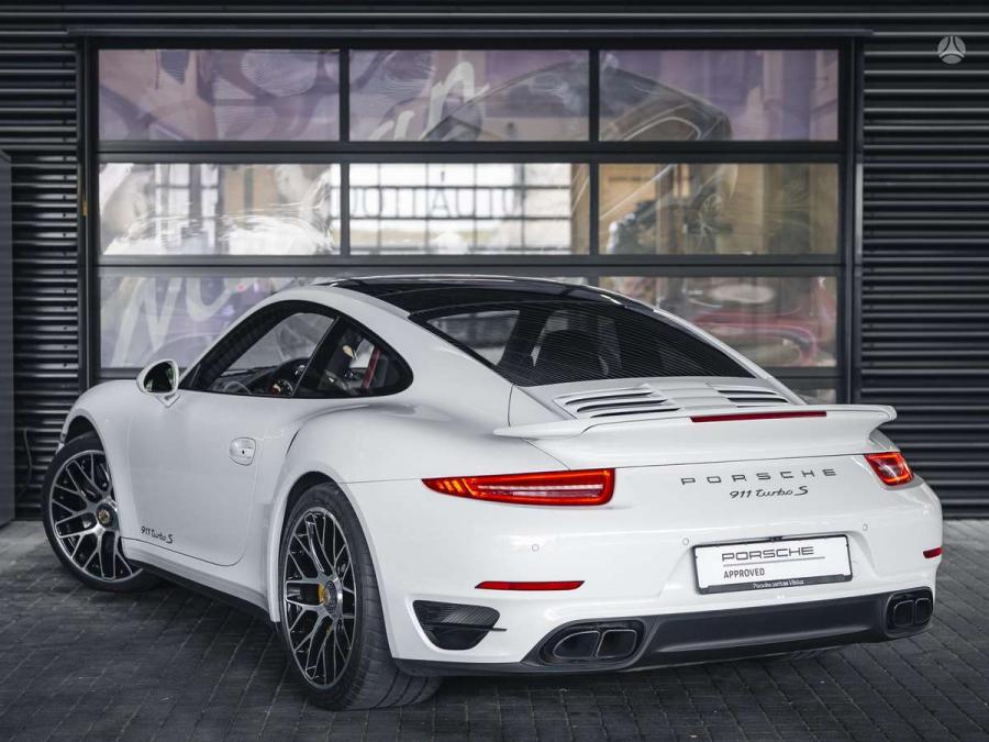 Balts Porsche 911 2014 Viļņa, ar dzinēja tilpumu 3.80 L un nobraukumu 102 tūkst. km par 106911 €, foto 4 vietnē AUTOMOTO.COM.LV