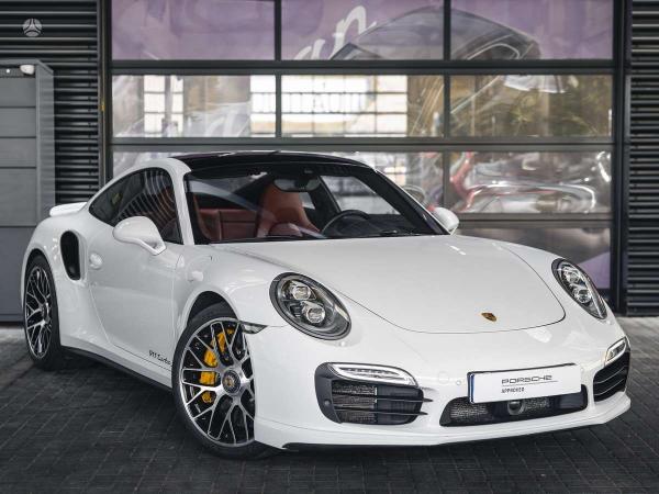 White Porsche 911 2014 in Vilnius, with an engine capacity of 3.80 L and mileage of 102 thousand km for 106911 €, photo 7 on AUTOMOTO.COM.LV