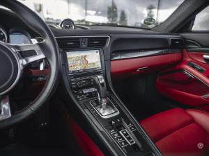 Balts Porsche 911 2014 Viļņa, ar dzinēja tilpumu 3.80 L un nobraukumu 102 tūkst. km par 106911 €, foto 27 vietnē AUTOMOTO.COM.LV