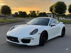 White Porsche 911 2015 in Kaunas, with an engine capacity of 3.80 L and mileage of 56 thousand km for 62000 €, photo 5 on AUTOMOTO.COM.LV
