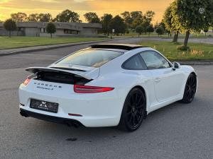 White Porsche 911 2015 in Kaunas, with an engine capacity of 3.80 L and mileage of 56 thousand km for 62000 €, photo 8 on AUTOMOTO.COM.LV