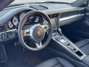White Porsche 911 2015 in Kaunas, with an engine capacity of 3.80 L and mileage of 56 thousand km for 62000 €, photo 13 on AUTOMOTO.COM.LV