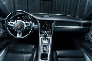 White Porsche 911 2015 in Vilnius, with an engine capacity of 3.44 L and mileage of 49 thousand km for 67000 €, photo 24 on AUTOMOTO.COM.LV
