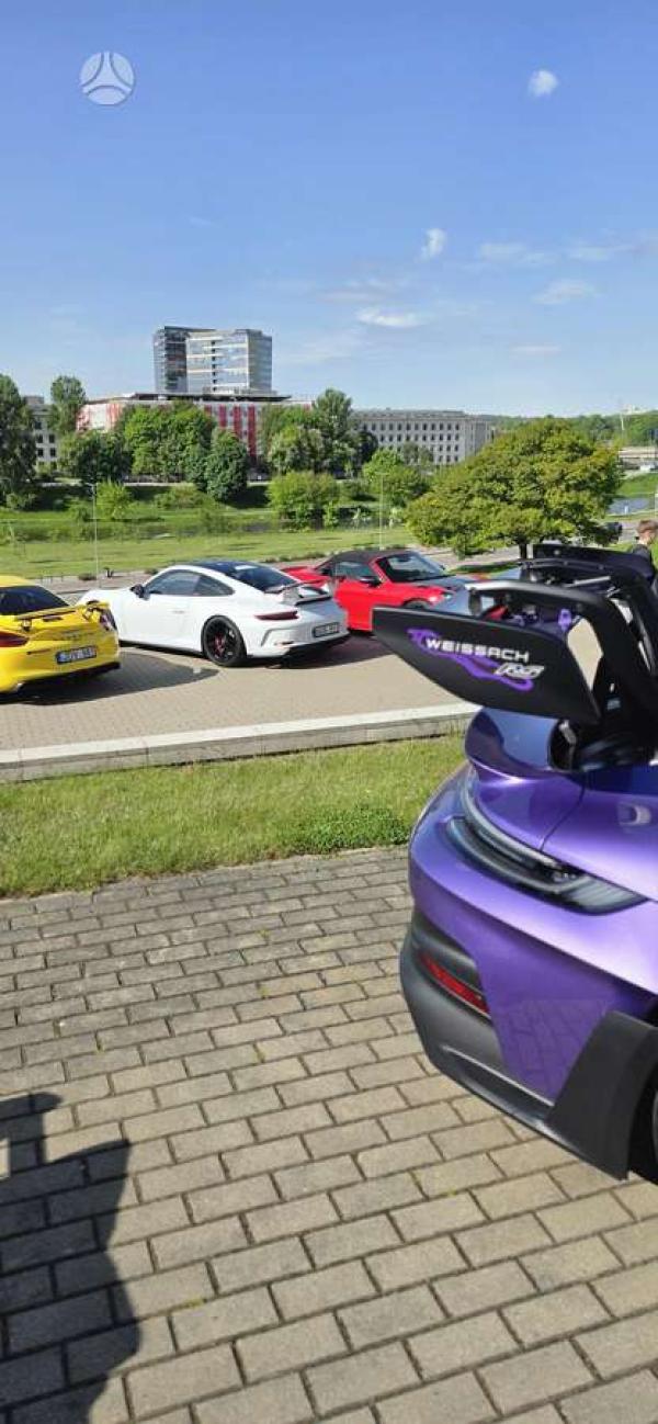 Balts Porsche 911 2018 Viļņa, ar dzinēja tilpumu 4.00 L un nobraukumu 61 tūkst. km par 138888 €, foto 8 vietnē AUTOMOTO.COM.LV