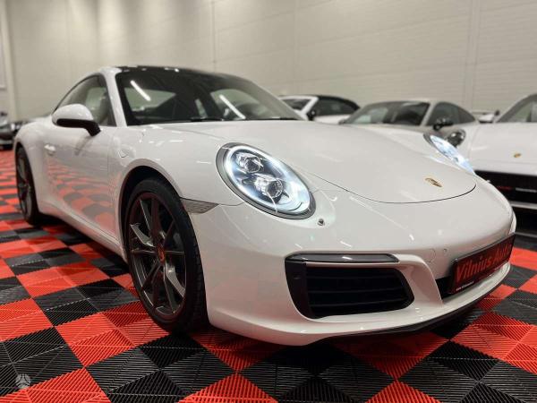 Balts Porsche 911 2018 Viļņa, ar dzinēja tilpumu 2.98 L un nobraukumu 27 tūkst. km par 77900 €, foto 3 vietnē AUTOMOTO.COM.LV