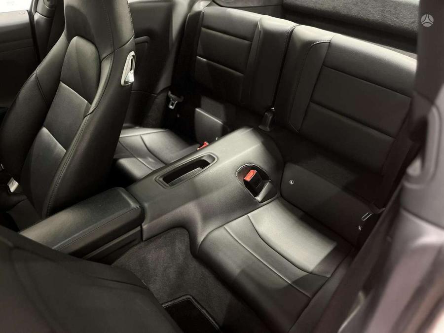 Balts Porsche 911 2018 Viļņa, ar dzinēja tilpumu 2.98 L un nobraukumu 27 tūkst. km par 77900 €, foto 16 vietnē AUTOMOTO.COM.LV