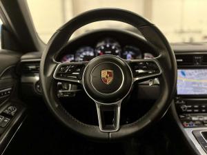 Balts Porsche 911 2018 Viļņa, ar dzinēja tilpumu 2.98 L un nobraukumu 27 tūkst. km par 77900 €, foto 21 vietnē AUTOMOTO.COM.LV