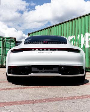 Белый Порше 911 2020 в Огре, объемом двигателя 3.00 л и пробегом 155 тыс. км за 109000 €, фото 19 на AUTOMOTO.COM.LV