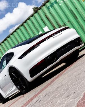 Белый Порше 911 2020 в Огре, объемом двигателя 3.00 л и пробегом 155 тыс. км за 109000 €, фото 20 на AUTOMOTO.COM.LV