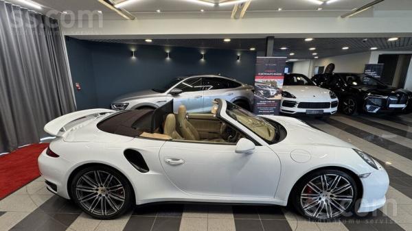 Balts Porsche 911 2013 Rīga, ar dzinēja tilpumu 3.80 L un nobraukumu 22 tūkst. km par 134990 €, foto 4 vietnē AUTOMOTO.COM.LV