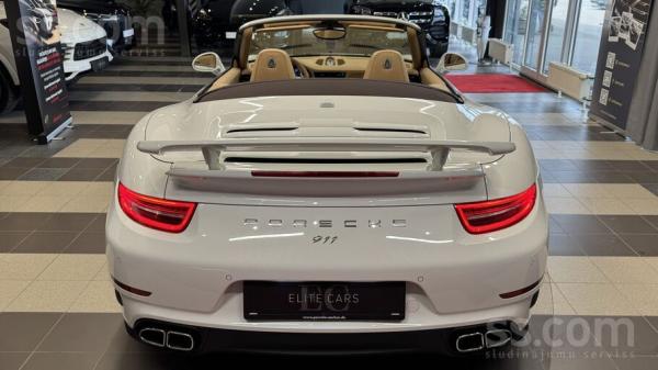 Balts Porsche 911 2013 Rīga, ar dzinēja tilpumu 3.80 L un nobraukumu 22 tūkst. km par 134990 €, foto 9 vietnē AUTOMOTO.COM.LV