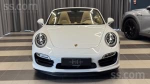 Белый Порше 911 2013 в Рига, объемом двигателя 3.80 л и пробегом 22 тыс. км за 134990 €, фото 3 на AUTOMOTO.COM.LV