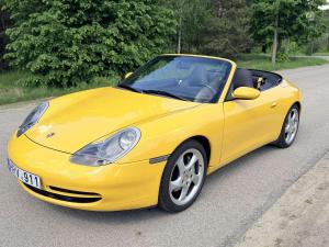Желтый Порше 911 1999 в Каунас, объемом двигателя 3.40 л и пробегом 93 тыс. км за 30400 €, фото 1 на AUTOMOTO.COM.LV