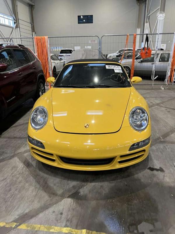 Dzeltens Porsche 911 2007 Ukmergė, ar dzinēja tilpumu 3.82 L un nobraukumu 78 tūkst. km par 41990 €, foto 1 vietnē AUTOMOTO.COM.LV