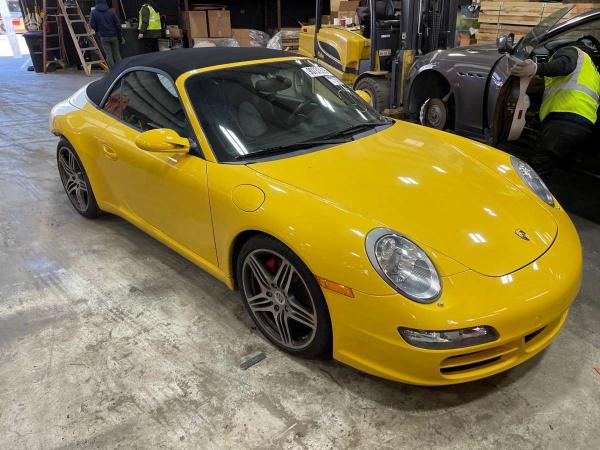 Dzeltens Porsche 911 2007 Ukmergė, ar dzinēja tilpumu 3.82 L un nobraukumu 78 tūkst. km par 41990 €, foto 2 vietnē AUTOMOTO.COM.LV