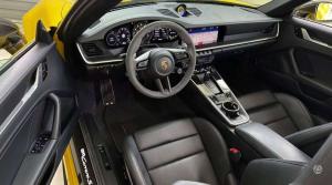 Dzeltens Porsche 911 2020 Viļņa, ar dzinēja tilpumu 2.98 L un nobraukumu 47 tūkst. km par 121999 €, foto 15 vietnē AUTOMOTO.COM.LV