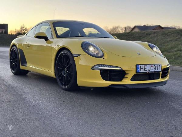 Dzeltens Porsche 911 2011 Kauņa, ar dzinēja tilpumu 3.80 L un nobraukumu 205 tūkst. km par 65000 €, foto 4 vietnē AUTOMOTO.COM.LV