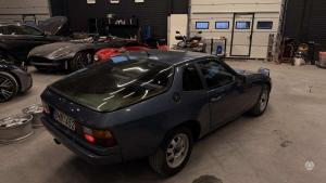 Zils Porsche 924 1988 Viļņa, ar dzinēja tilpumu 2.00 L un nobraukumu 1 tūkst. km par 5000 €, foto 14 vietnē AUTOMOTO.COM.LV