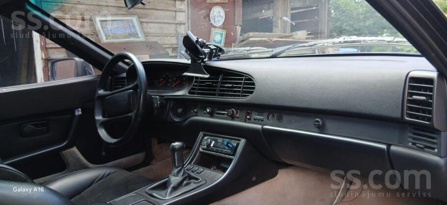 Melns Porsche 944 1987 Rīga, ar dzinēja tilpumu 2.50 L un nobraukumu 360 tūkst. km par 14500 €, foto 4 vietnē AUTOMOTO.COM.LV