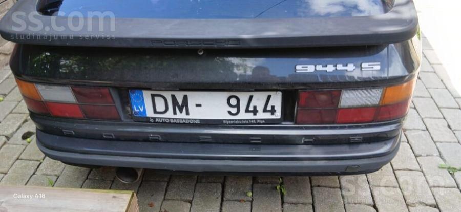 Melns Porsche 944 1987 Rīga, ar dzinēja tilpumu 2.50 L un nobraukumu 360 tūkst. km par 14500 €, foto 6 vietnē AUTOMOTO.COM.LV