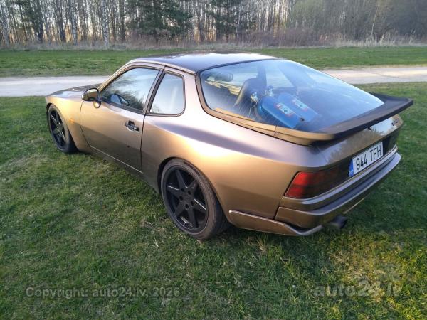 Brown Porsche 944 1983 in Tallinn, with an engine capacity of 2.50 L and mileage of 99 thousand km for 11900 €, photo 5 on AUTOMOTO.COM.LV