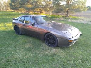 Brown Porsche 944 1983 in Tallinn, with an engine capacity of 2.50 L and mileage of 99 thousand km for 11900 €, photo 8 on AUTOMOTO.COM.LV