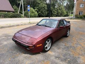 Porsche 944 1989 in Alytus, with an engine capacity of 2.70 L and mileage of 0 thousand km for 6500 €, photo 4 on AUTOMOTO.COM.LV
