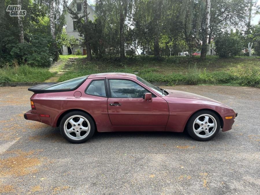 Porsche 944 1989 in Alytus, with an engine capacity of 2.70 L and mileage of 0 thousand km for 6500 €, photo 9 on AUTOMOTO.COM.LV