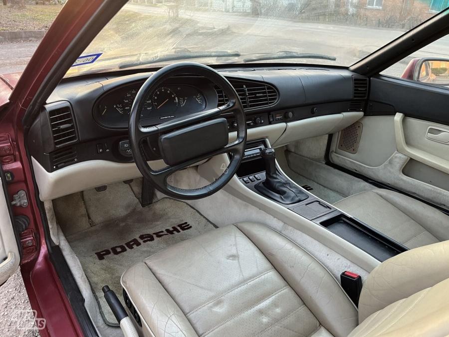Porsche 944 1989 in Alytus, with an engine capacity of 2.70 L and mileage of 0 thousand km for 6500 €, photo 14 on AUTOMOTO.COM.LV