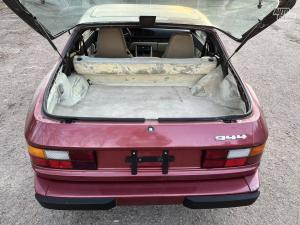Porsche 944 1989 in Alytus, with an engine capacity of 2.70 L and mileage of 0 thousand km for 6500 €, photo 18 on AUTOMOTO.COM.LV