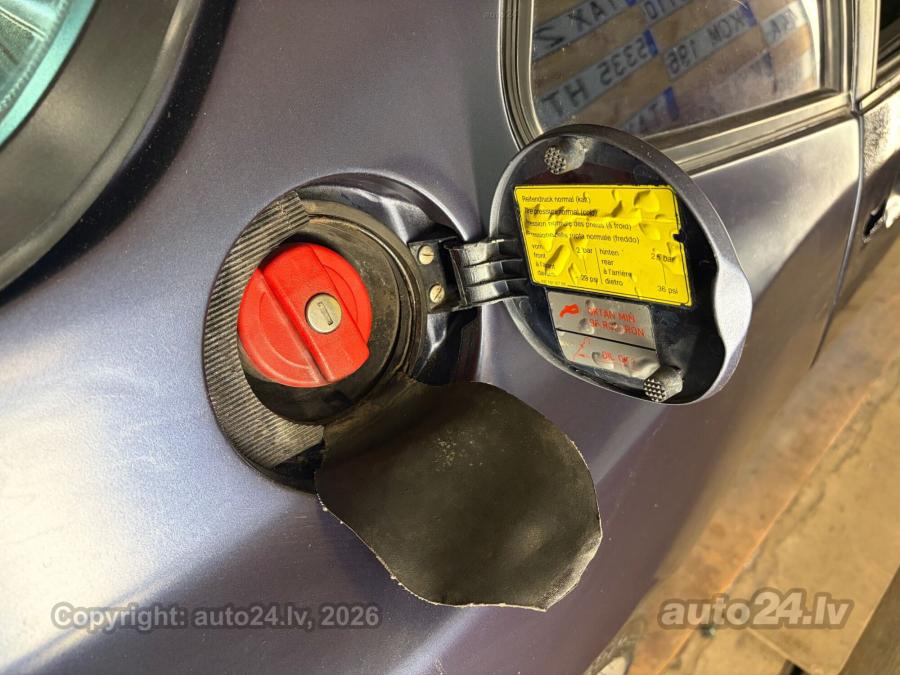 Porsche 944 1987 in Tallinn, with an engine capacity of 2.50 L and mileage of 188 thousand km for 4999 €, photo 11 on AUTOMOTO.COM.LV