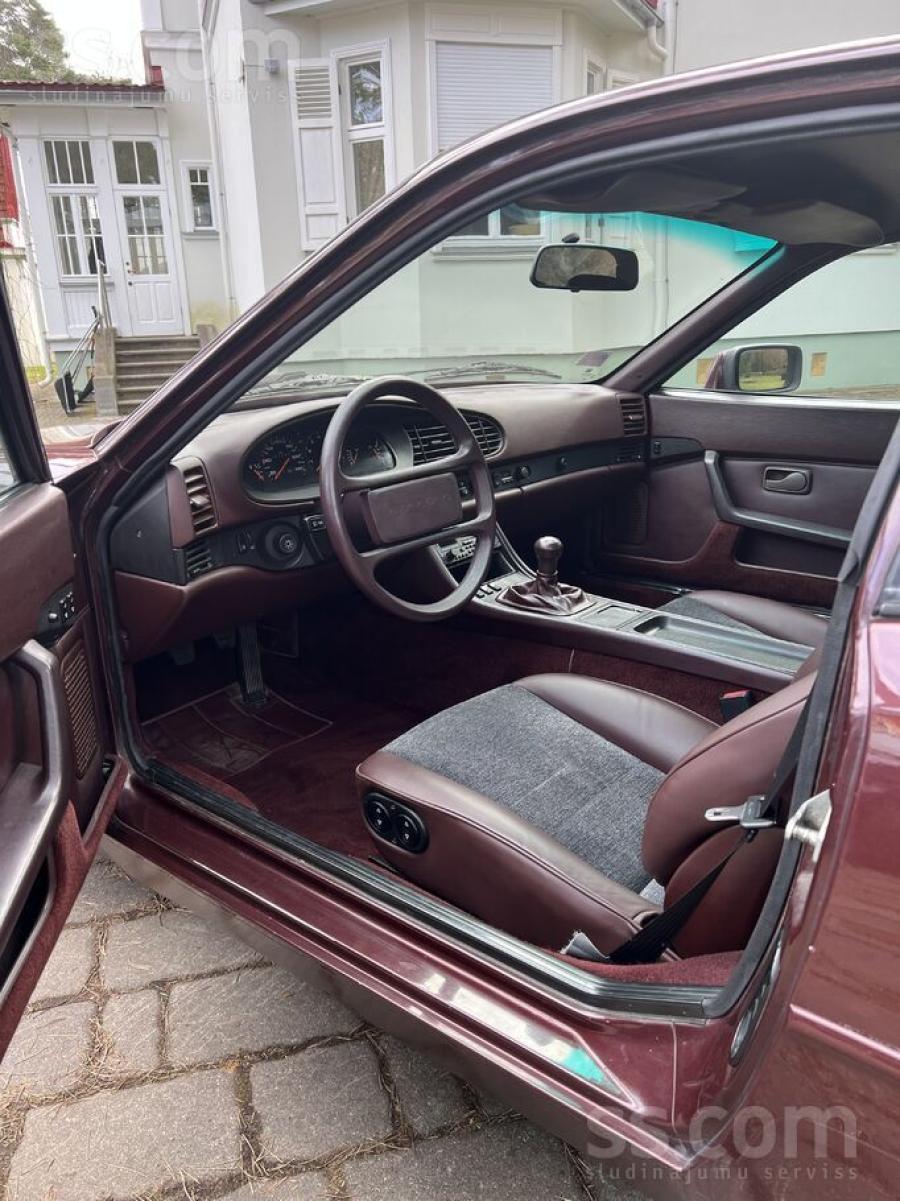 Sarkans Porsche 944 1987 Rīga, ar dzinēja tilpumu 2.50 L un nobraukumu 149 tūkst. km par 17000 €, foto 4 vietnē AUTOMOTO.COM.LV