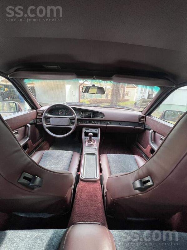 Sarkans Porsche 944 1987 Rīga, ar dzinēja tilpumu 2.50 L un nobraukumu 149 tūkst. km par 17000 €, foto 5 vietnē AUTOMOTO.COM.LV