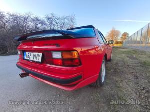 Red Porsche 944 1991 in Tallinn, with an engine capacity of 3.00 L and mileage of 253 thousand km for 22900 €, photo 7 on AUTOMOTO.COM.LV