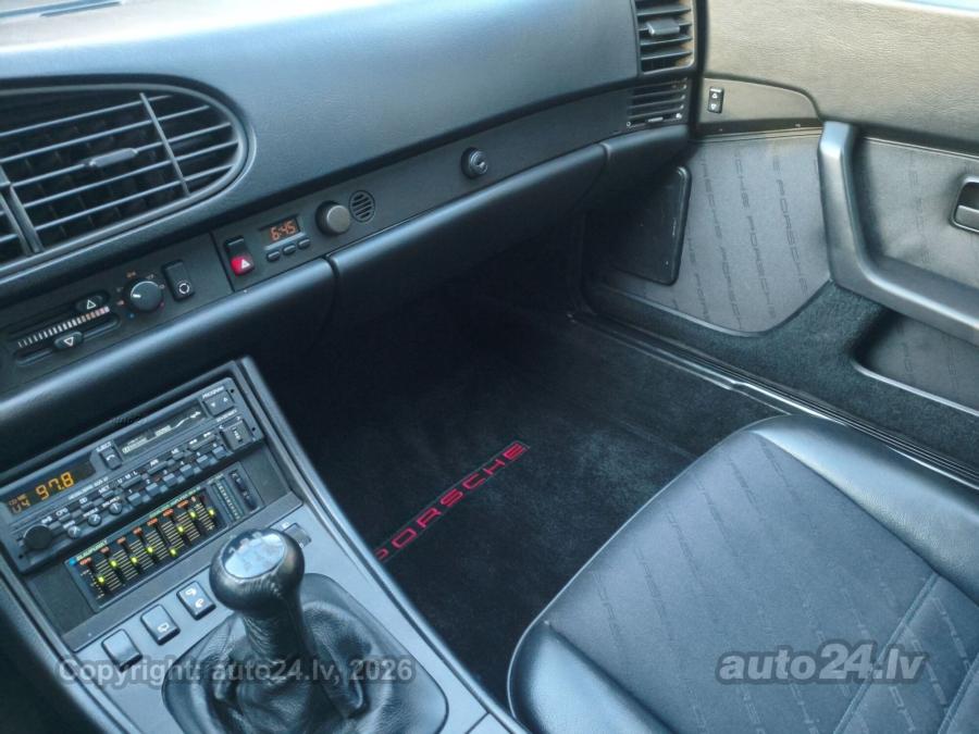 Red Porsche 944 1991 in Tallinn, with an engine capacity of 3.00 L and mileage of 253 thousand km for 22900 €, photo 22 on AUTOMOTO.COM.LV