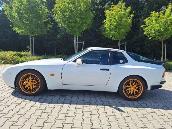 Balts Porsche 944 1989 Klaipėda, ar dzinēja tilpumu 2.99 L un nobraukumu 192 tūkst. km par 18500 €, foto 3 vietnē AUTOMOTO.COM.LV