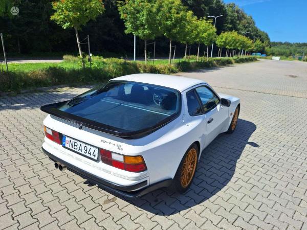 Balts Porsche 944 1989 Klaipėda, ar dzinēja tilpumu 2.99 L un nobraukumu 192 tūkst. km par 18500 €, foto 8 vietnē AUTOMOTO.COM.LV