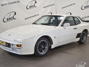 Balts Porsche 944 1990 Rīga, ar dzinēja tilpumu 2.50 L un nobraukumu 61 tūkst. km par 11900 €, foto  vietnē AUTOMOTO.COM.LV