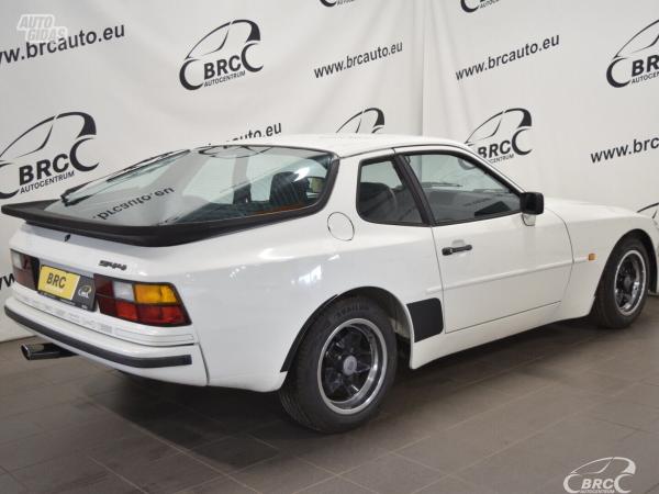 Balts Porsche 944 1990 Rīga, ar dzinēja tilpumu 2.50 L un nobraukumu 61 tūkst. km par 11900 €, foto 2 vietnē AUTOMOTO.COM.LV