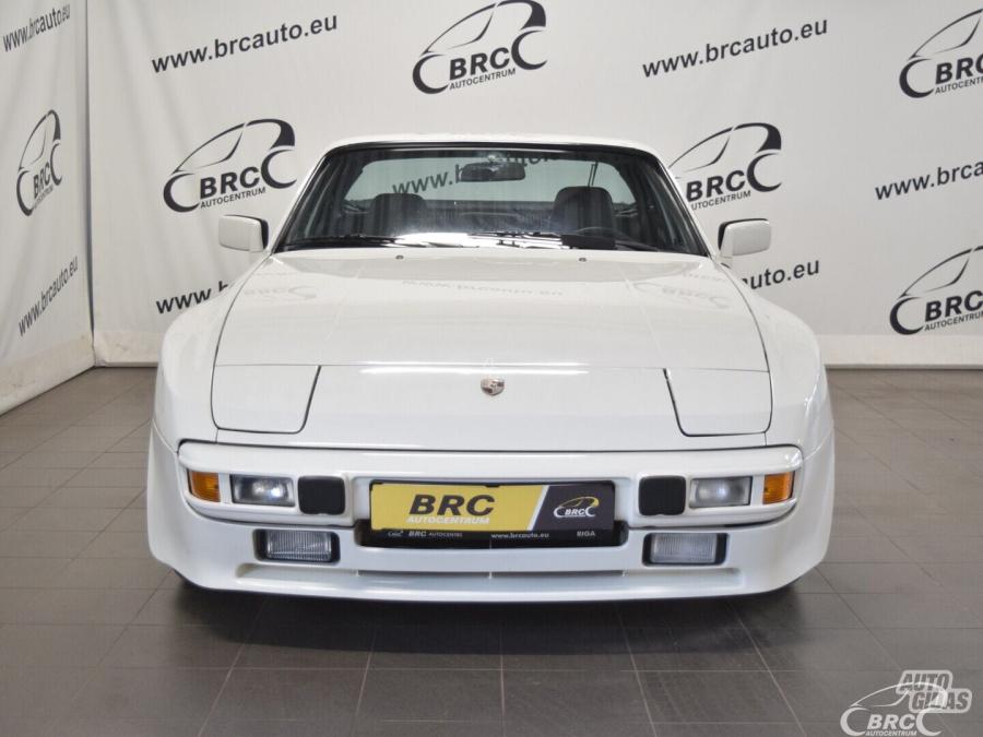 White Porsche 944 1990 in Riga, with an engine capacity of 2.50 L and mileage of 61 thousand km for 11900 €, photo 21 on AUTOMOTO.COM.LV