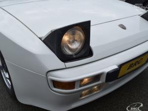 White Porsche 944 1990 in Riga, with an engine capacity of 2.50 L and mileage of 61 thousand km for 11900 €, photo 30 on AUTOMOTO.COM.LV