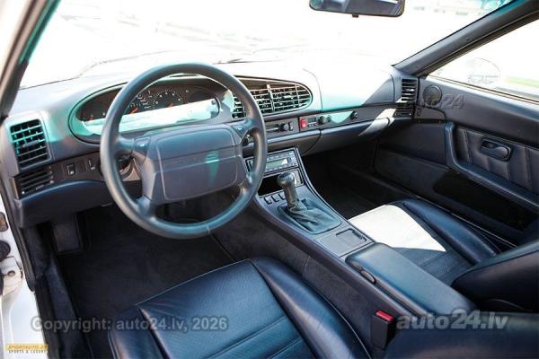 Balts Porsche 968 1993 Tallina, ar dzinēja tilpumu 3.00 L un nobraukumu 419 tūkst. km par 20000 €, foto 8 vietnē AUTOMOTO.COM.LV