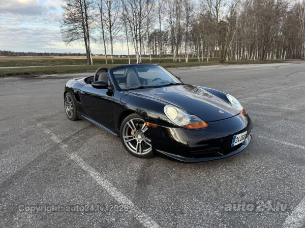 Black Porsche Boxster 1997 in Tallinn, with an engine capacity of 2.50 L and mileage of 177 thousand km for 15000 €, photo 1 on AUTOMOTO.COM.LV